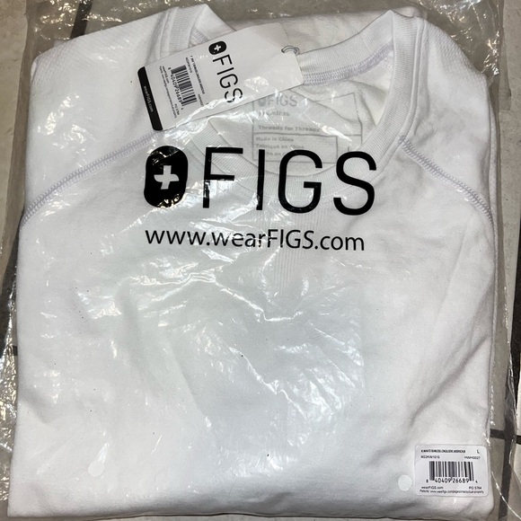 Figs | Shirts | Figs Makato Seamless Longsleeve Underscrub In White ...